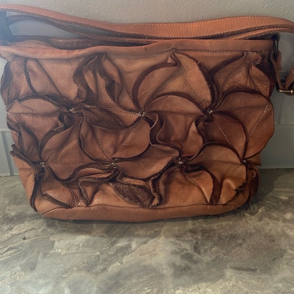 Sundance | Bags | Sundance Italian Leather Shoulder Or Crossbody Bag ...